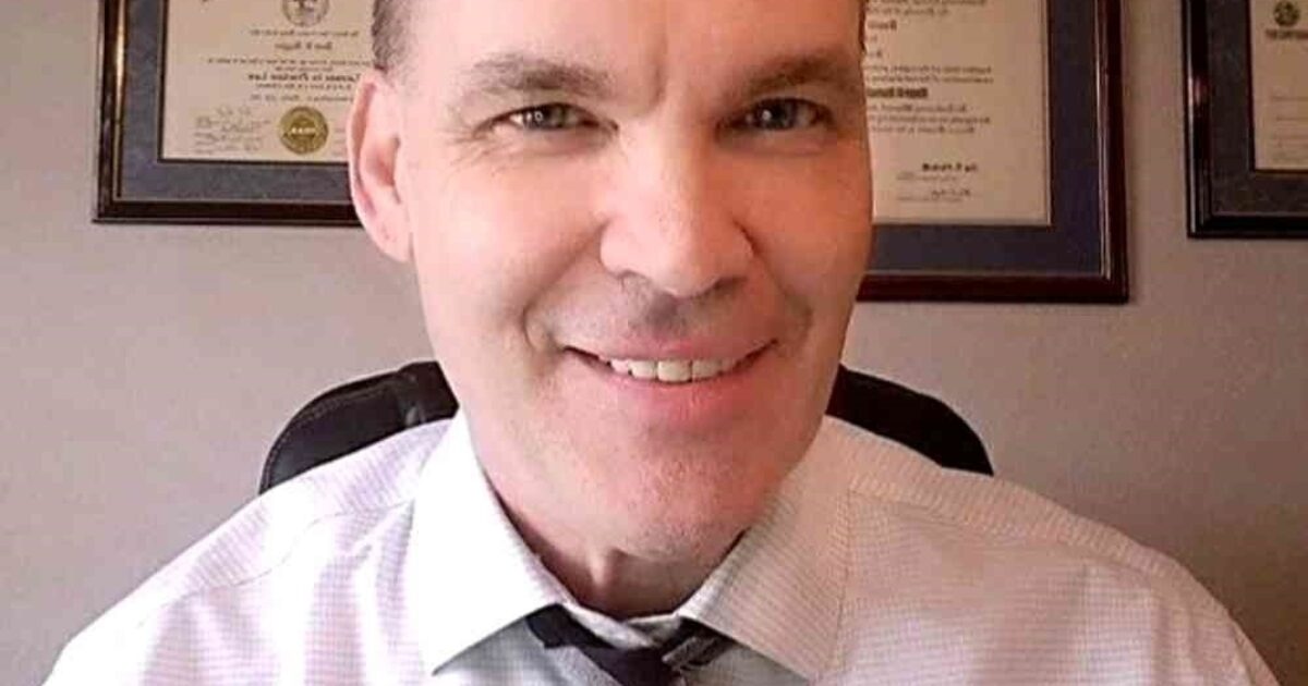 AIM2Flourish | Man Champions Women's Equality